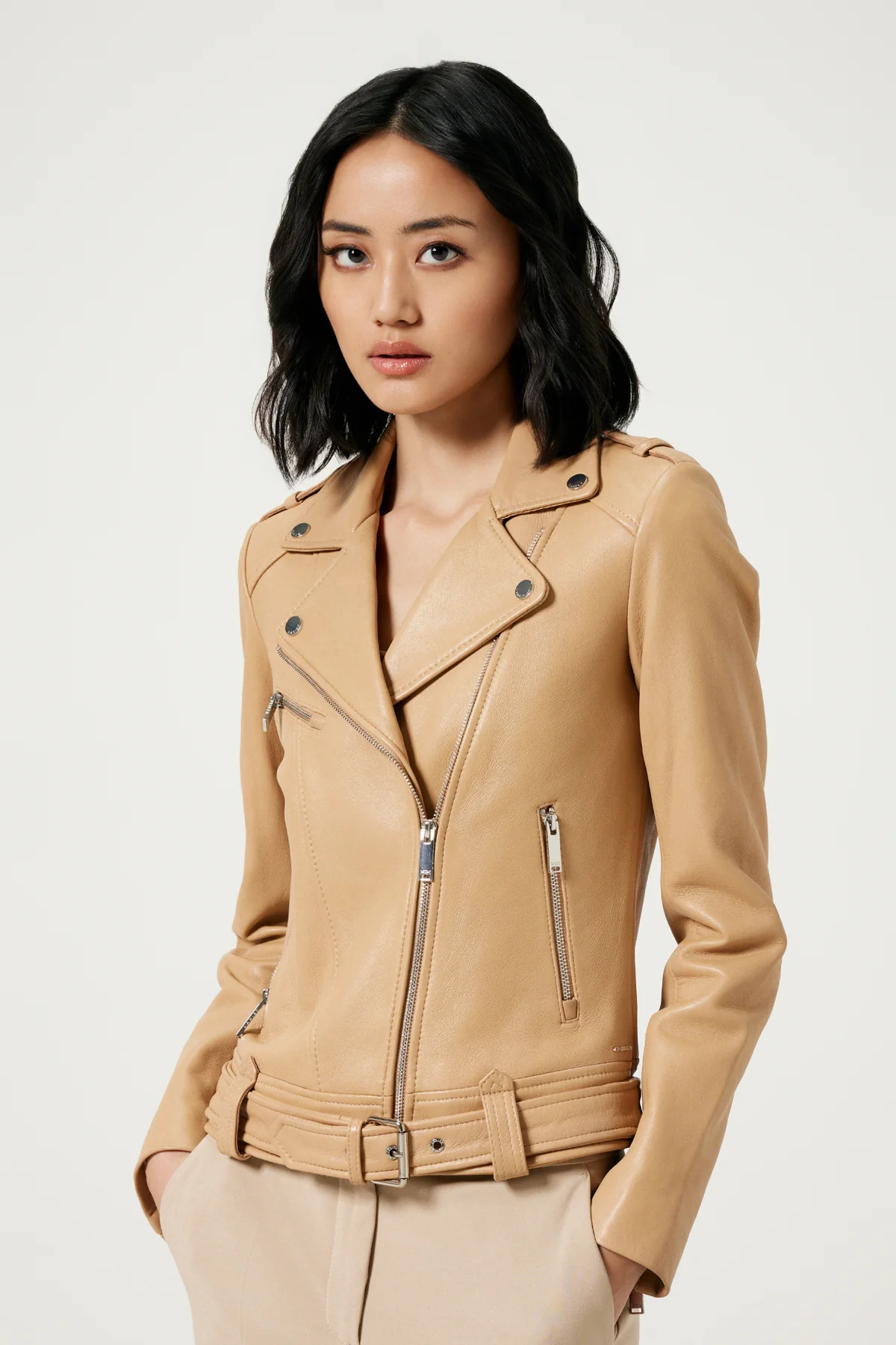 Julliete – Leather Lore & Lavish